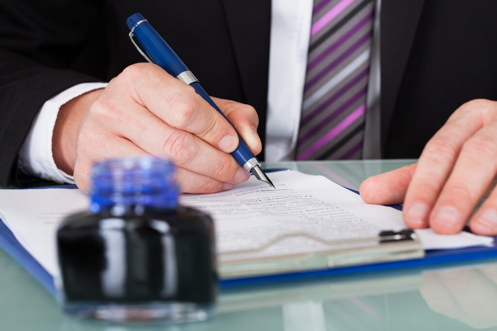 How to Choose a Notary Public in Los Angeles - OakTree Law